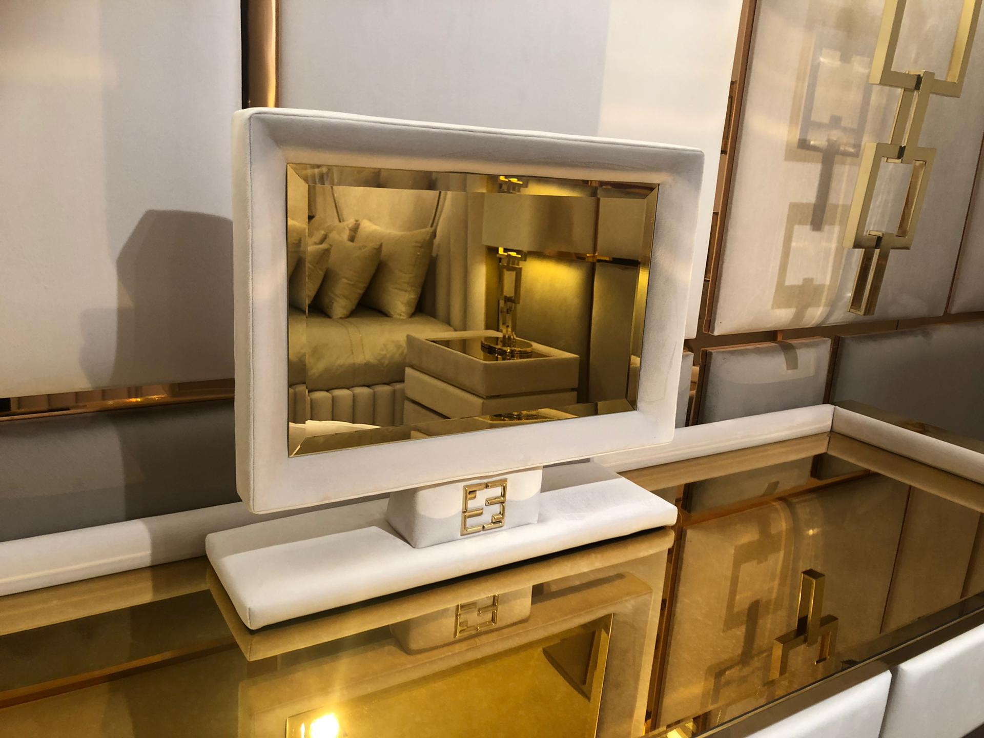Luxury Gold Brass Dressing Table With Drawers - Signature – Fertini